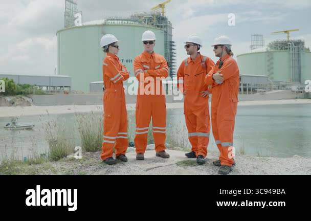 refinery petroleum professional worker, bay LNG tank leak inspection ...