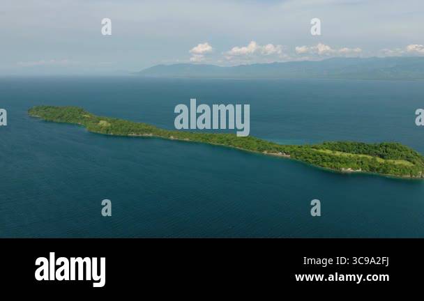 Beautiful nature in tropical island surrounded by blue ocean. Samal ...