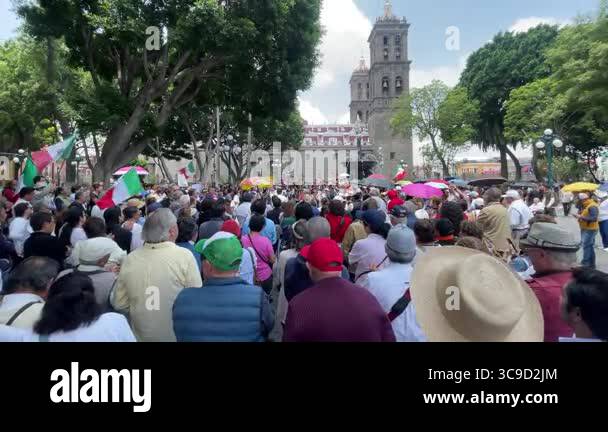 Puebla, Puebla, Mexico. Jun 1, 2025. Protest against the judicial ...