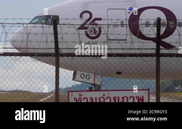 PHUKET, THAILAND - FEBRUARY 24, 2025: Qatar Airways Boeing 777, A7-BOG ...