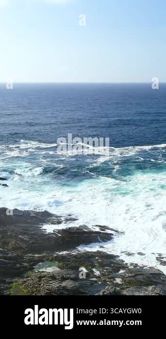 Malin Head Coastal Walk, path west from Banbas Crown, Malin Head ...