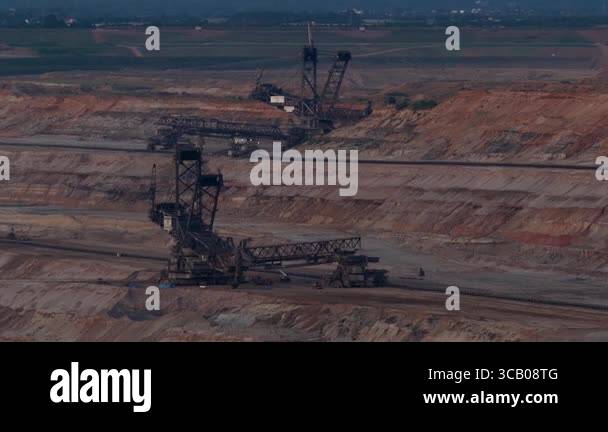 Massive surface mining machine Stock Videos & Footage - HD and 4K Video ...