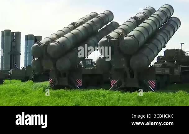 Fleet of Russian Mobile Missile Launchers Intercepts Drones Mid-Air ...