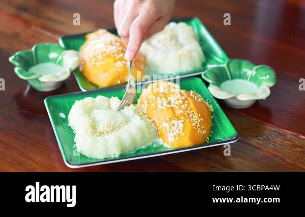 Mango serving Stock Videos & Footage - HD and 4K Video Clips - Alamy