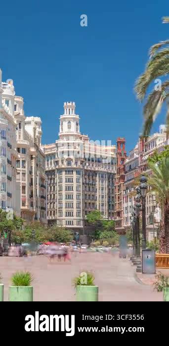 Valencia City Hall Ajuntament de Valencia timelapse in Plaza de ...