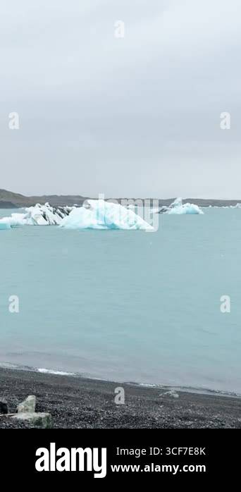 Iceland, cold weather, ocean landscape, view of glaciers drifting in ...