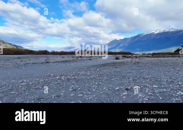 Expansive riverbed Stock Videos & Footage - HD and 4K Video Clips - Alamy