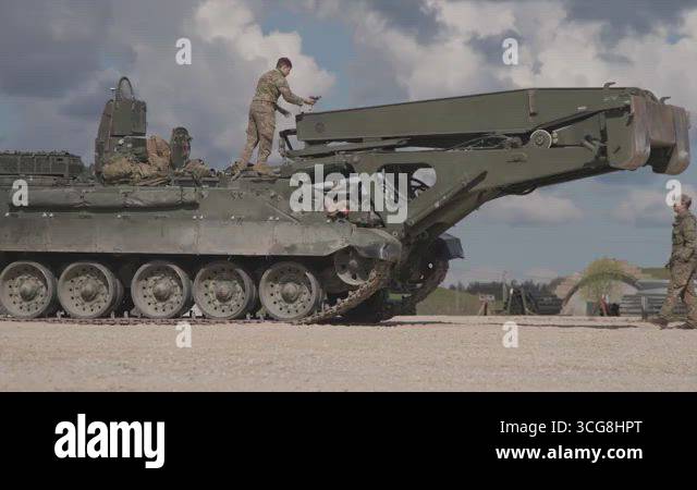 British army soldiers deploy Stock Videos & Footage - HD and 4K Video ...