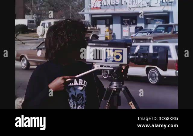 1970s garbage men Stock Videos & Footage - HD and 4K Video Clips - Alamy