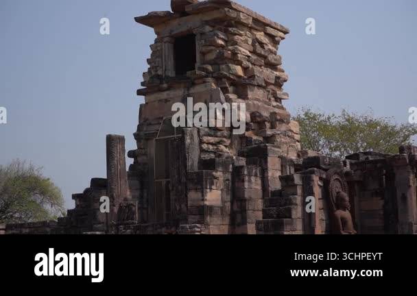 Ruins of Sanchi Stupa, The main stupa a 2200 year old Buddhist monument ...