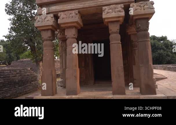 Ruins of Sanchi Stupa, The main stupa a 2200 year old Buddhist monument ...