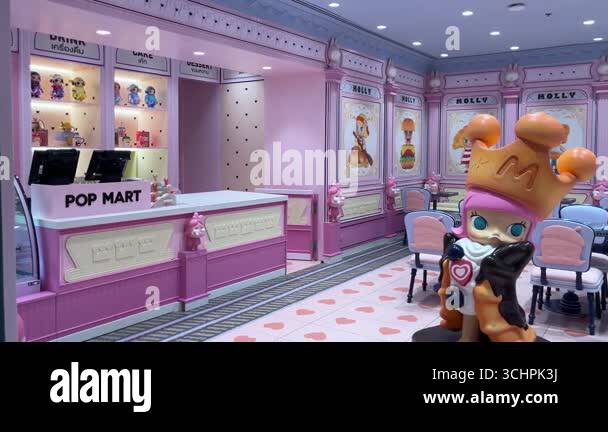 cute popular character Molly of Pop Mart collectible blind box display ...