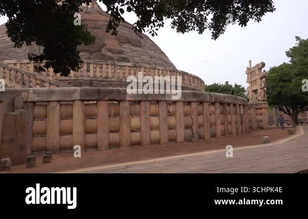 Sanchi stupa, Buddhist monuments listed as World Heritage by UNESCO ...