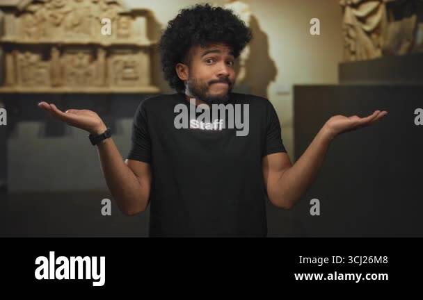 Museum staff uniform Stock Videos & Footage - HD and 4K Video Clips - Alamy