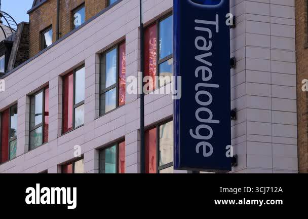 Travelodge logo Stock Videos & Footage - HD and 4K Video Clips - Alamy
