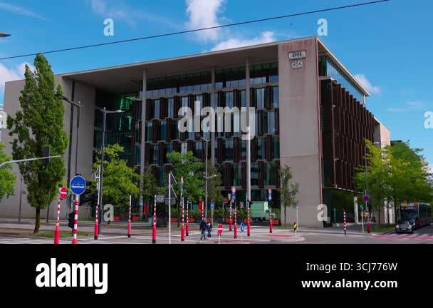 Gsk building Stock Videos & Footage - HD and 4K Video Clips - Alamy