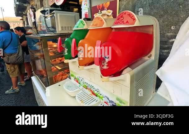 Pizza on display in Stock Videos & Footage - HD and 4K Video Clips - Alamy