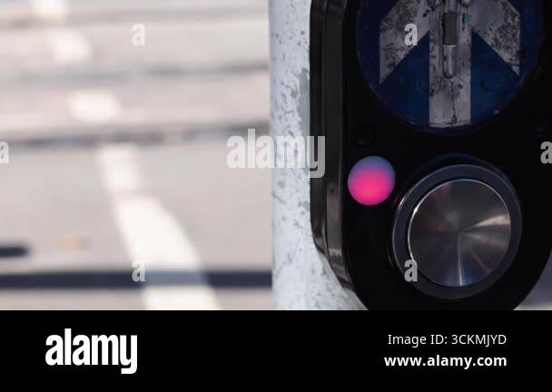 Light crossing Stock Videos & Footage - HD and 4K Video Clips - Alamy