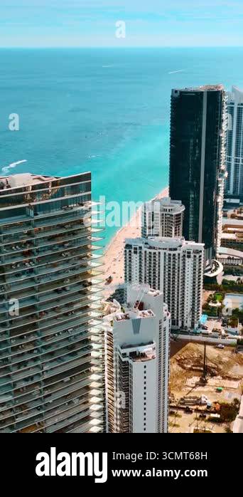 Descending over the fantastic scenery of Miami, Florida, USA. Sunny ...
