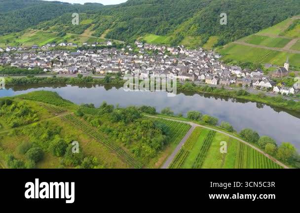 Bremm, village in the Moselle Valley, Germany, Mosel river town, Cochem ...
