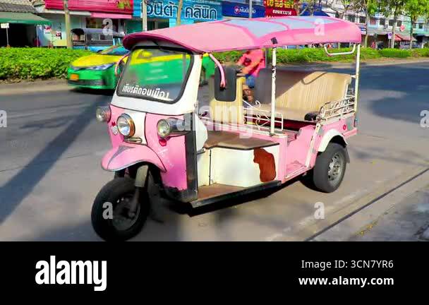 Don Mueang Bangkok Thailand 26. January 2020 Old vintage pink hello ...