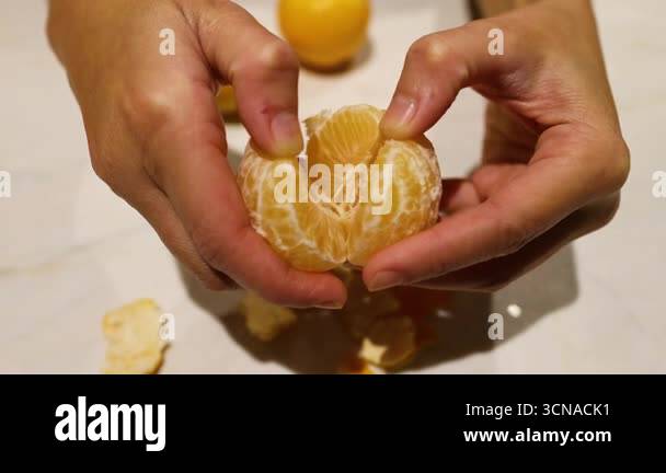 Splitting sequence Stock Videos & Footage - HD and 4K Video Clips - Alamy