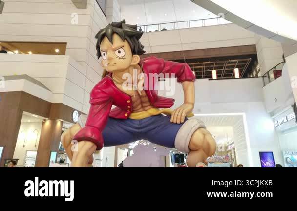 One piece Luffy in giant shape Stock Video Footage - Alamy