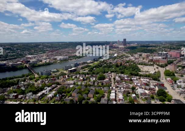 PITTSBURGH, UNITED STATES - August 10, 2024: Pittsburgh cityscape ...
