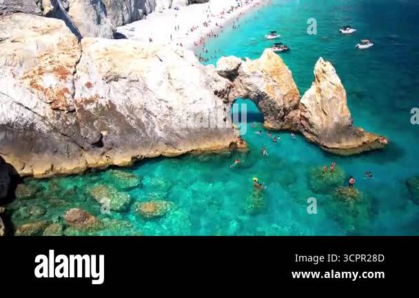 Best iconic beaches of Greece, Sporades - beautiful Lalaria beach with ...