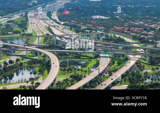 Elevated freeway intersection in American city of Miami, Florida with ...