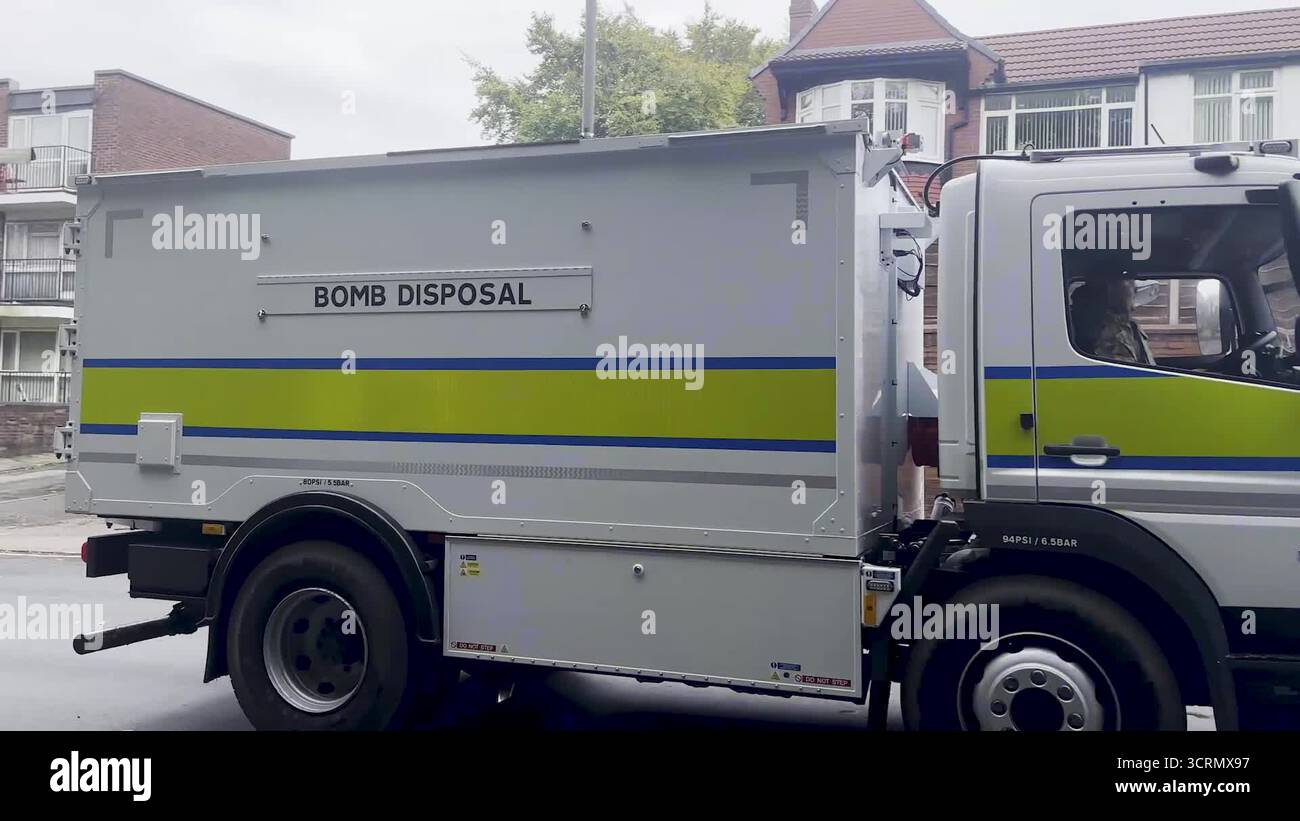 Disposal unit Stock Videos & Footage - HD and 4K Video Clips - Alamy