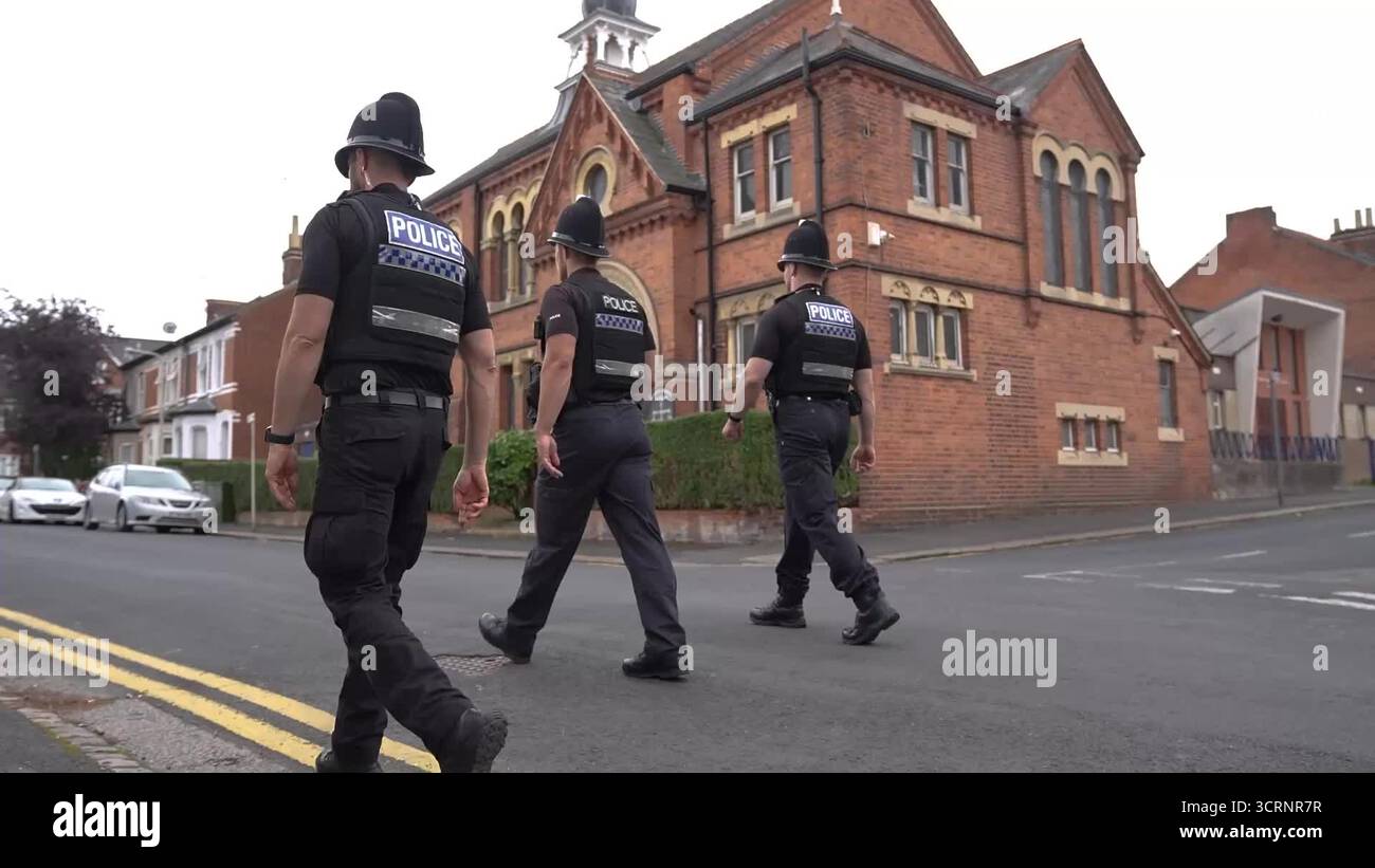Police officers outside reading Stock Videos & Footage - HD and 4K ...