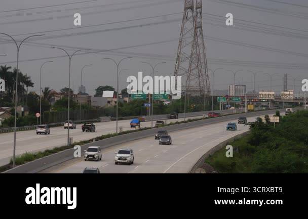 slow shutter timelapse of vehicles on the highway bus stop sudirman ...