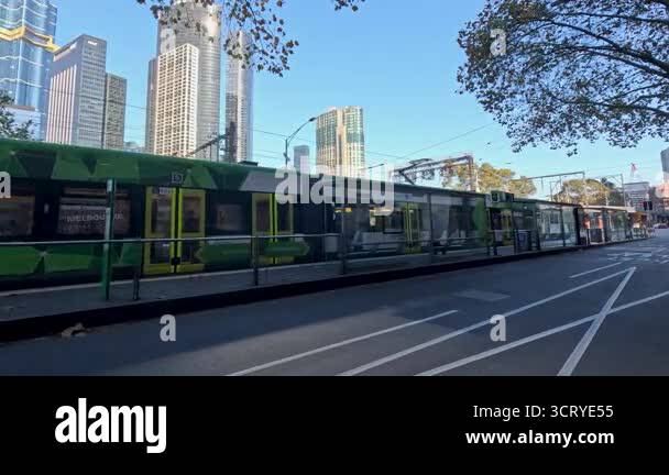 Tram passing through busy melbourne Stock Videos & Footage - HD and 4K ...