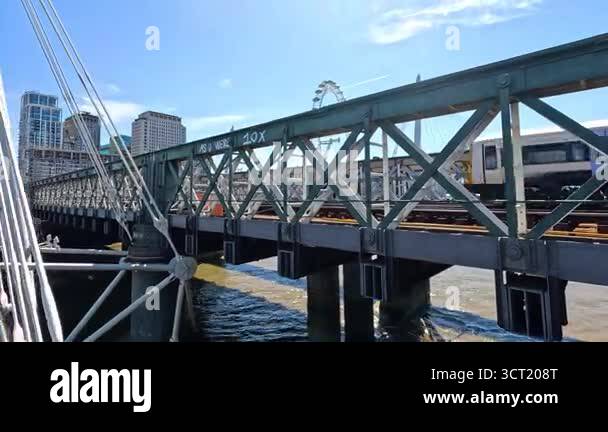 Hungerford bridge railway network Stock Videos & Footage - HD and 4K ...