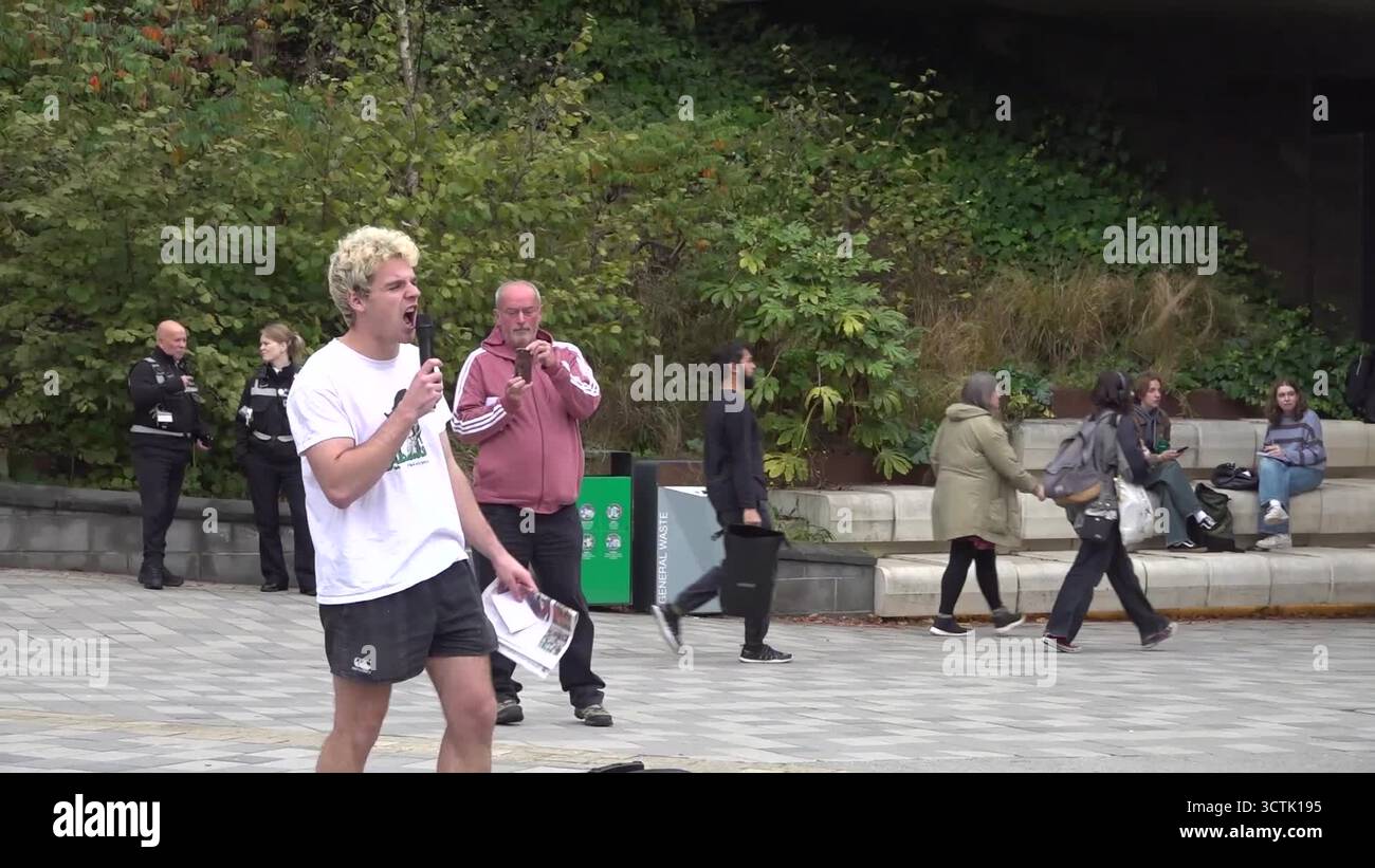 Pro-Palestine protest outside Sheffield University students' union ...