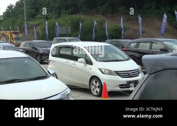 Car queue on toll gate Stock Videos & Footage - HD and 4K Video Clips ...