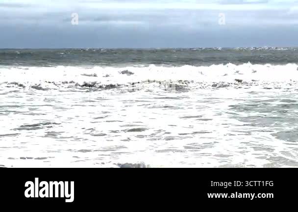 Large Ocean Waves Form from Hurricane Erin Off the Shore of Long Island ...