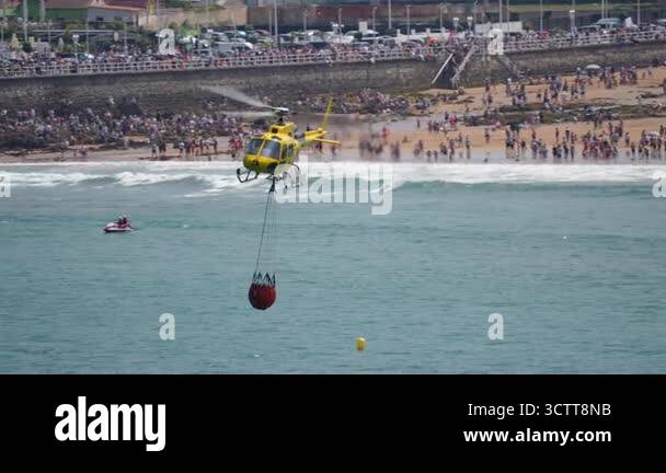 Firefighting helicopter rescue demonstration Stock Videos & Footage ...