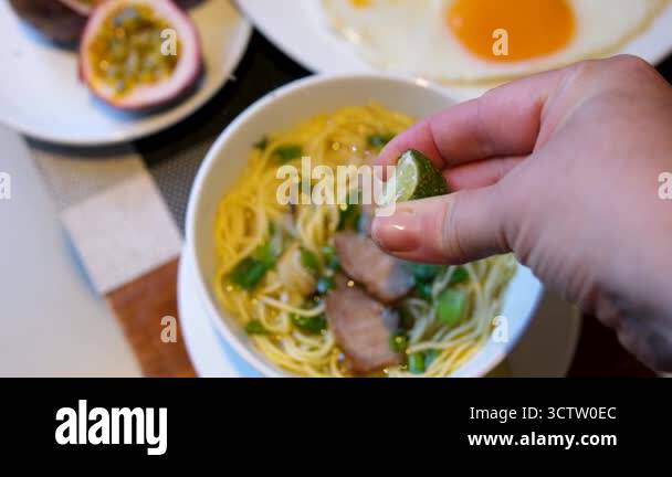 instant noodles, national food in Asia, Vietnamese culture and cuisine ...