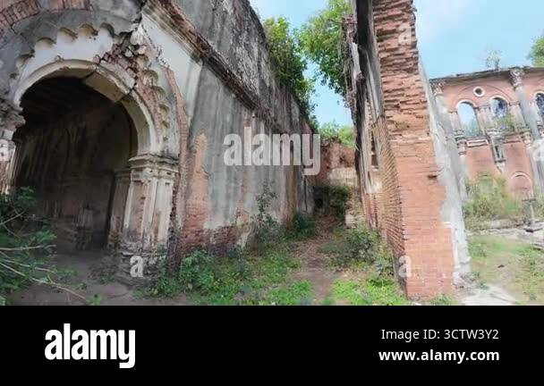 The Hauntingly Beautiful Medieval Ruins of the Rajnagar Palatial ...