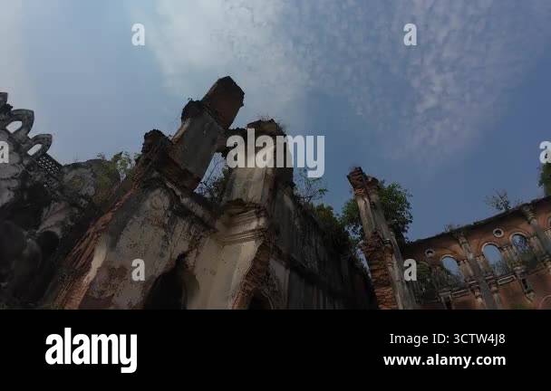 The Hauntingly Beautiful Medieval Ruins of the Rajnagar Palatial ...