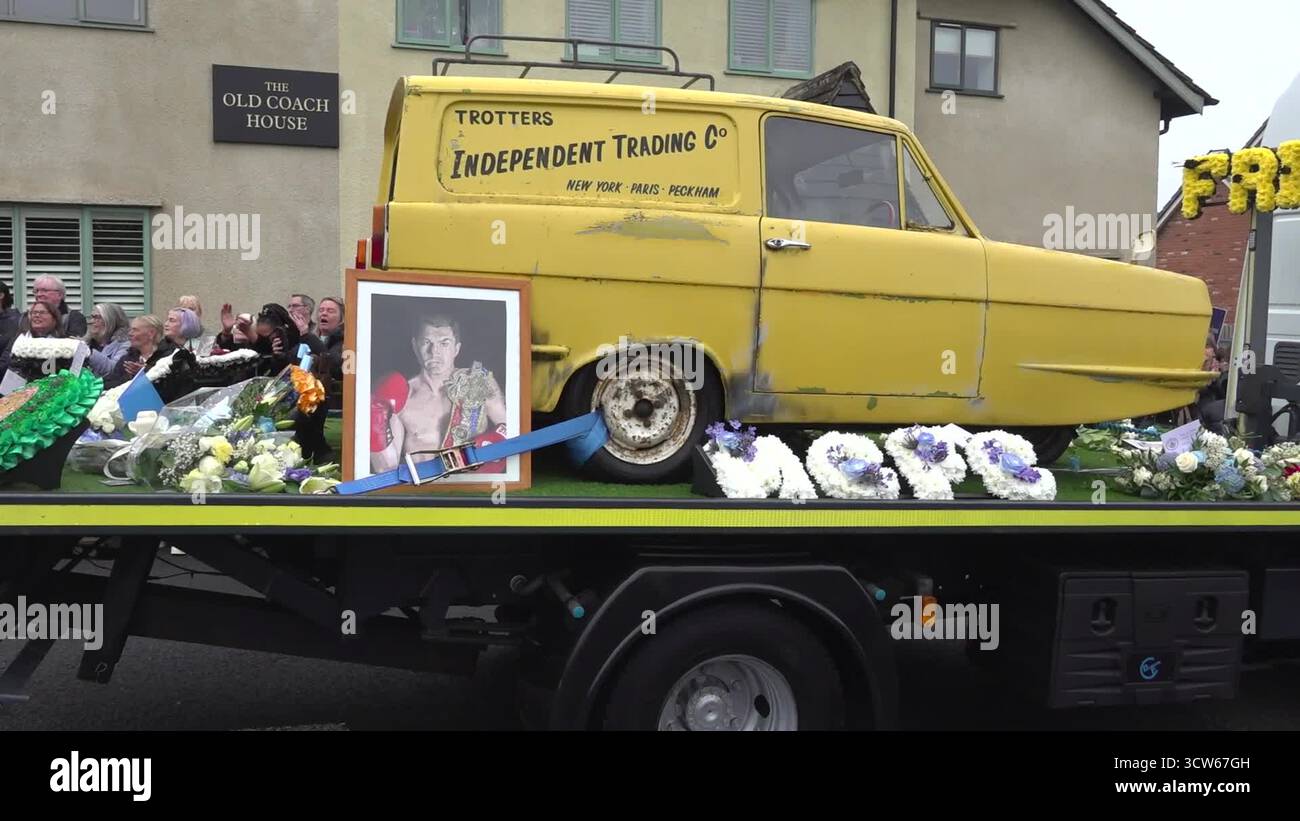 Doves released as Ricky Hatton funeral cortege passes pub Stock Video ...