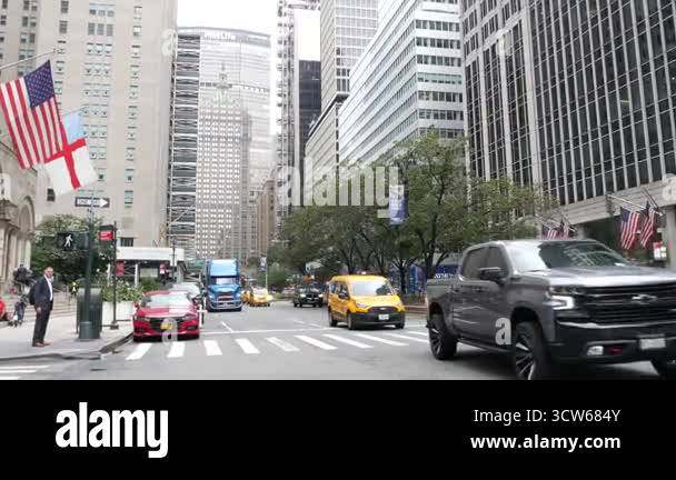 New York City, United States - 11 Sept 2023: Manhattan Midtown street ...
