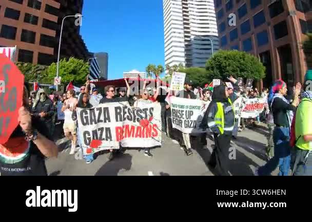 Los Angeles, California, USA, October 4, 2025 Pro Palestinian ...