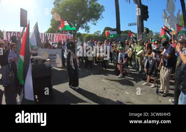 Los Angeles, California, USA, October 4, 2025 Pro Palestinian ...