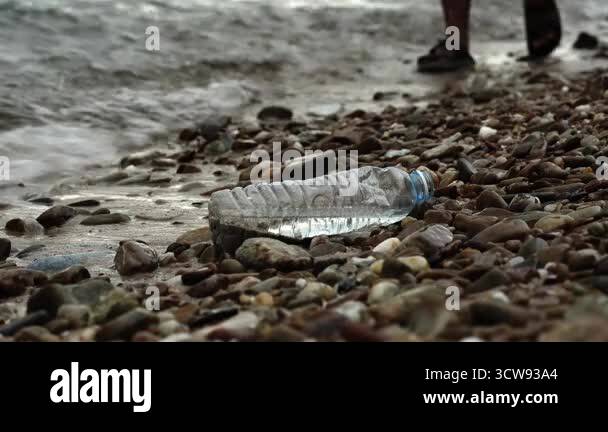 Ocean cleanup Stock Videos & Footage - HD and 4K Video Clips - Alamy