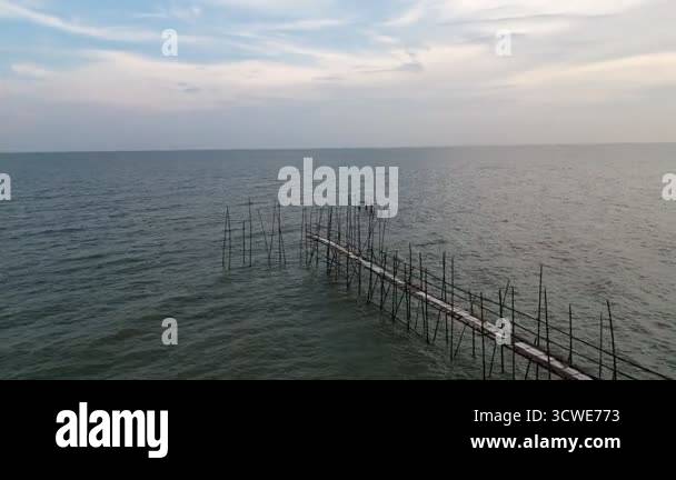 Elevated ridge Stock Videos & Footage - HD and 4K Video Clips - Alamy
