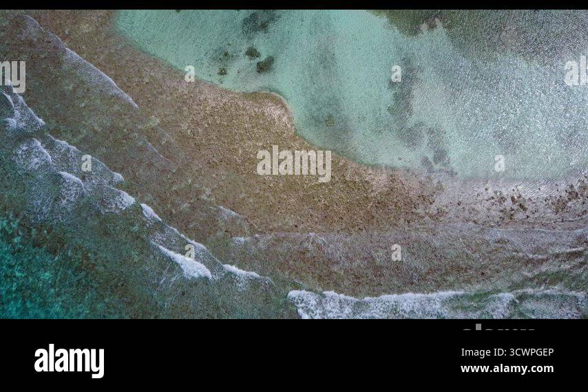 Blue lagoon on small Stock Videos & Footage - HD and 4K Video Clips - Alamy