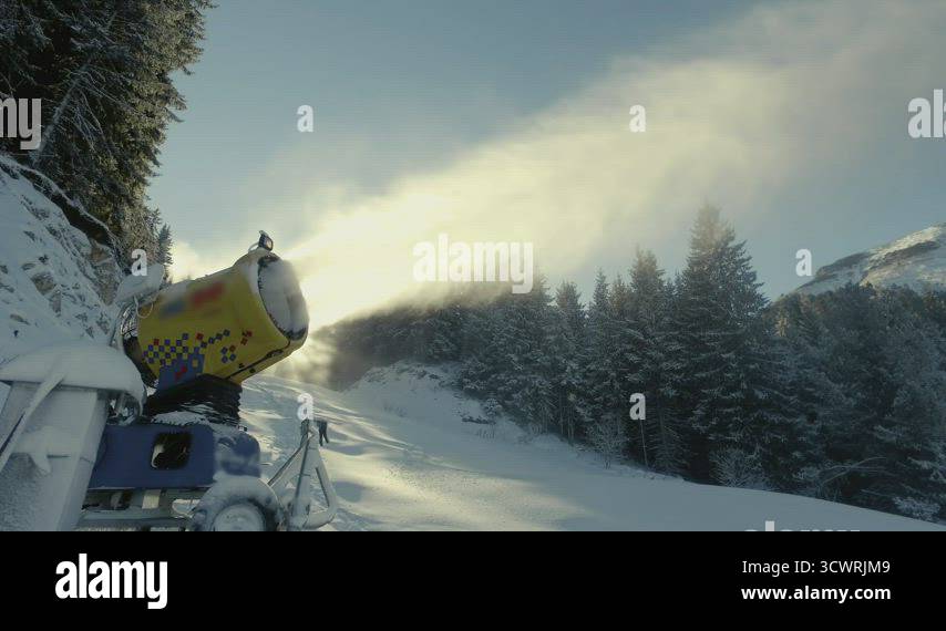 Ski nozzle Stock Videos & Footage - HD and 4K Video Clips - Alamy